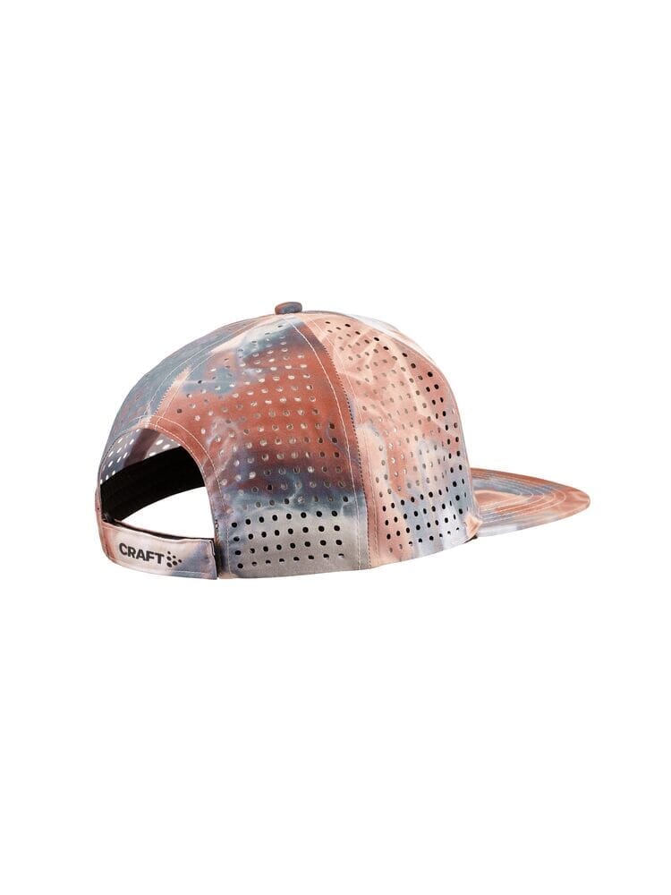 CTM DISTANCE TECH TRUCKER CAP - Black – Craft Sportswear NA