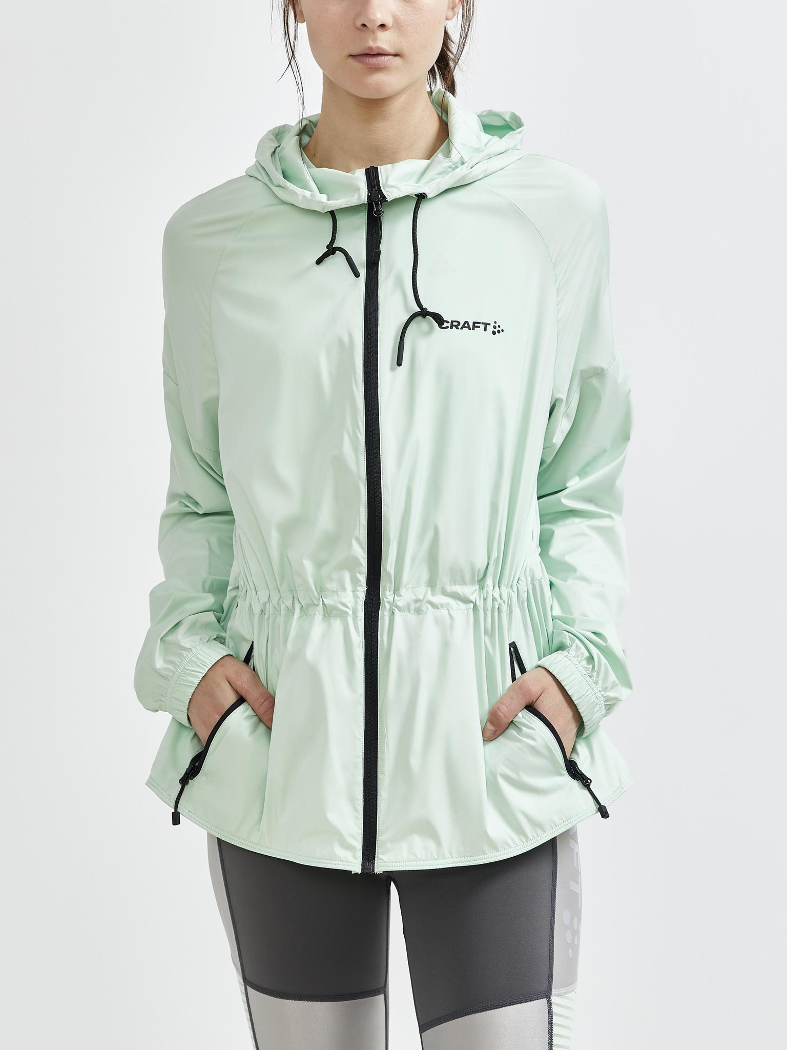 WOMEN'S ADV CHARGE TRAINING WIND JACKET